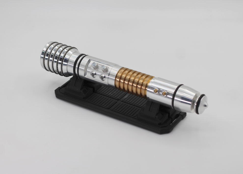 Clan Saber Series #1 [Restock] – Laredo Sabers