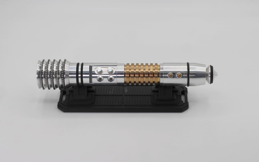 Clan Saber Series #1 [Restock] – Laredo Sabers